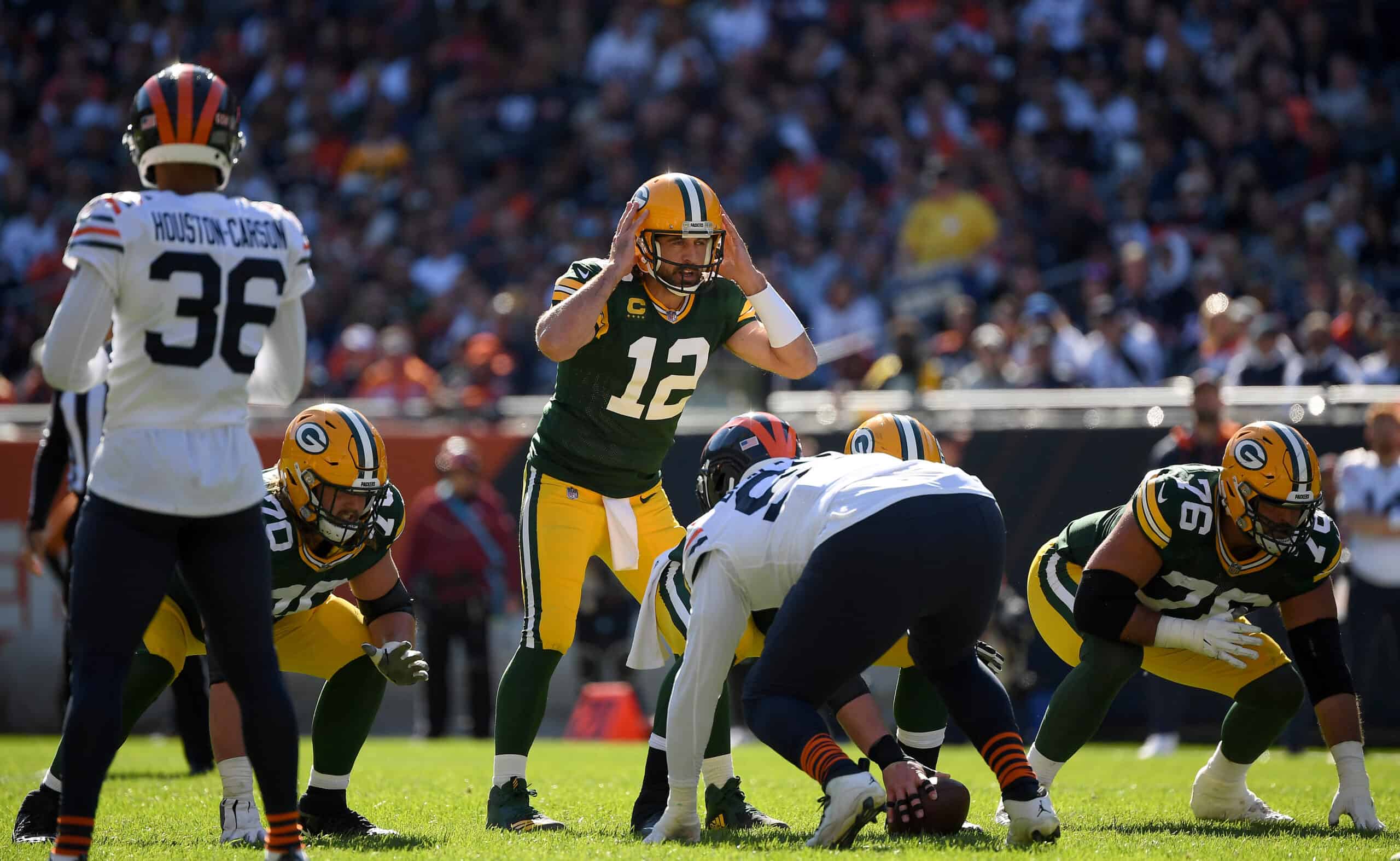 3 Reasons Why Aaron Rodgers Owns The Bears