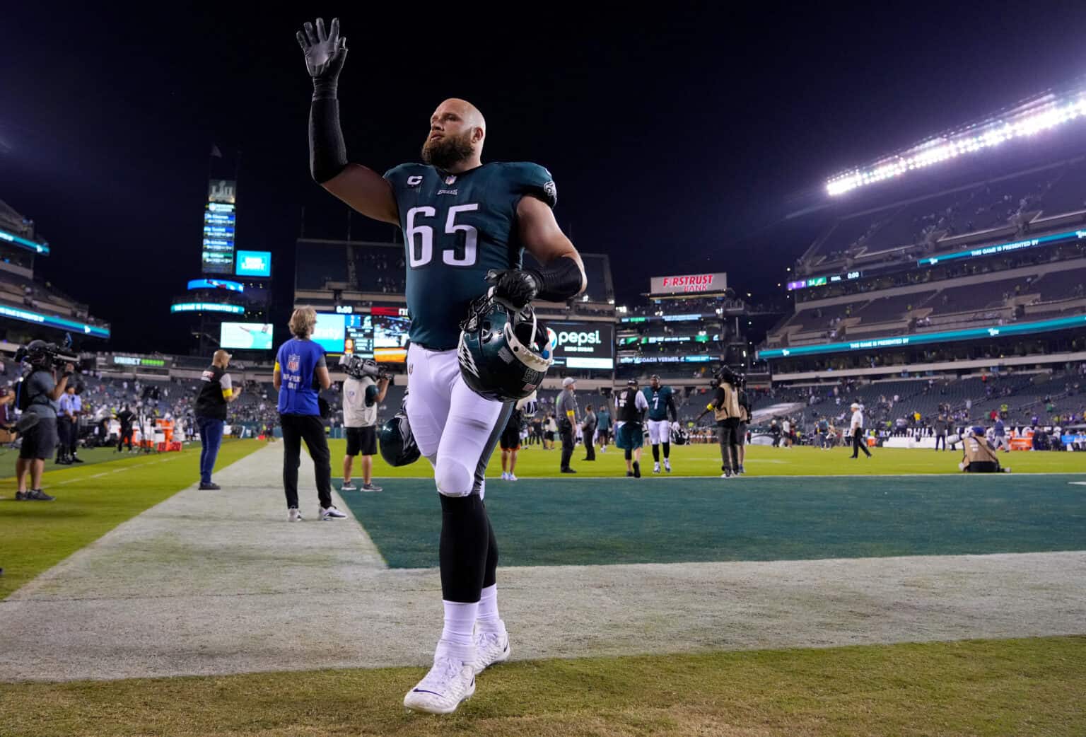 Lane Johnson Is Protecting His QB At A Record Rate