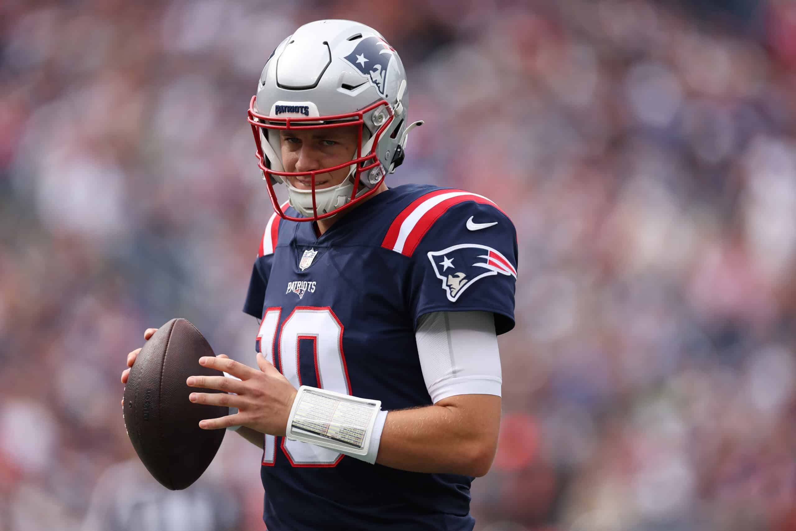 NFL Insider Details Mac Jones' Relationship With Patriots