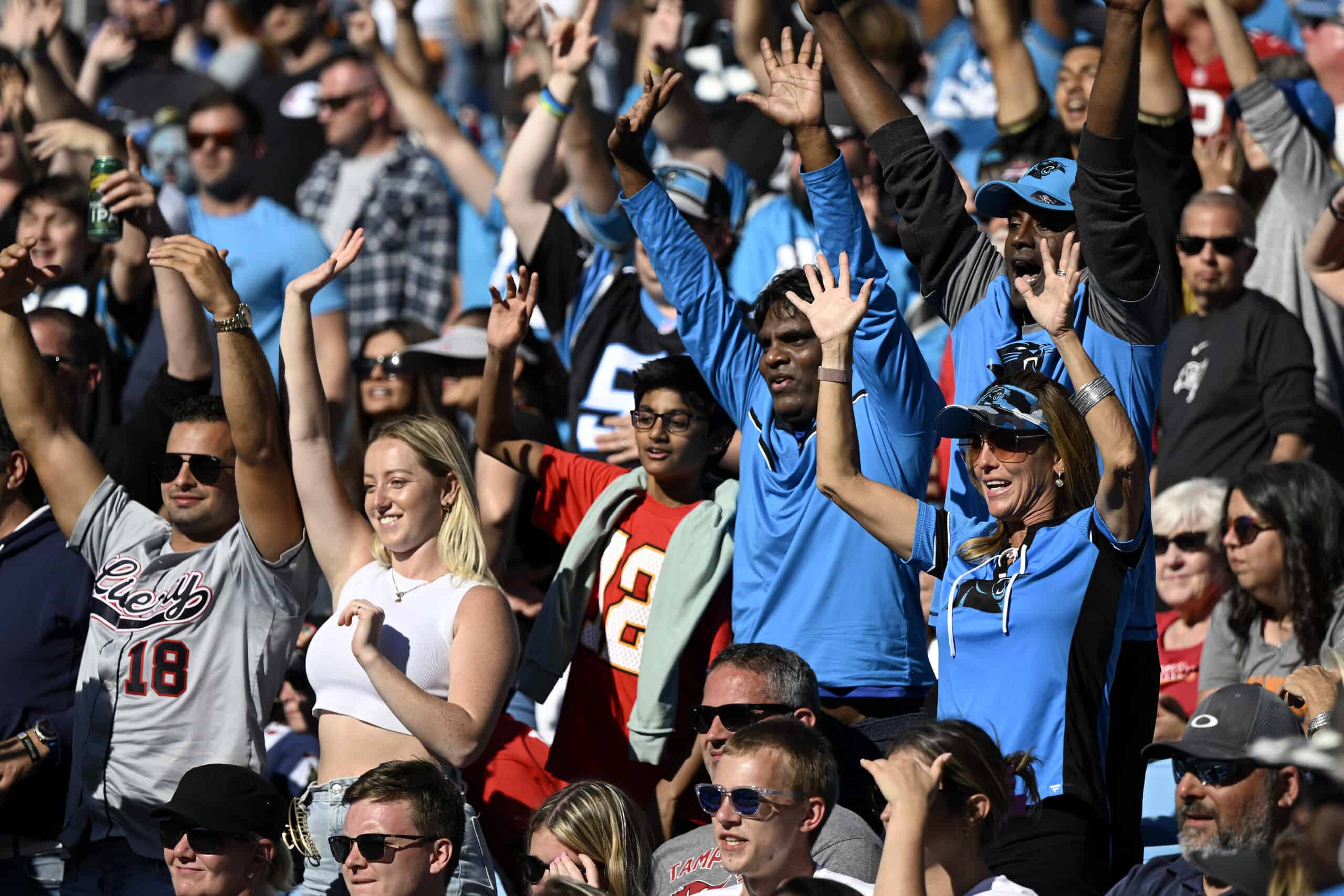 Graphic Shows NFL Teams With Biggest Home Attendance