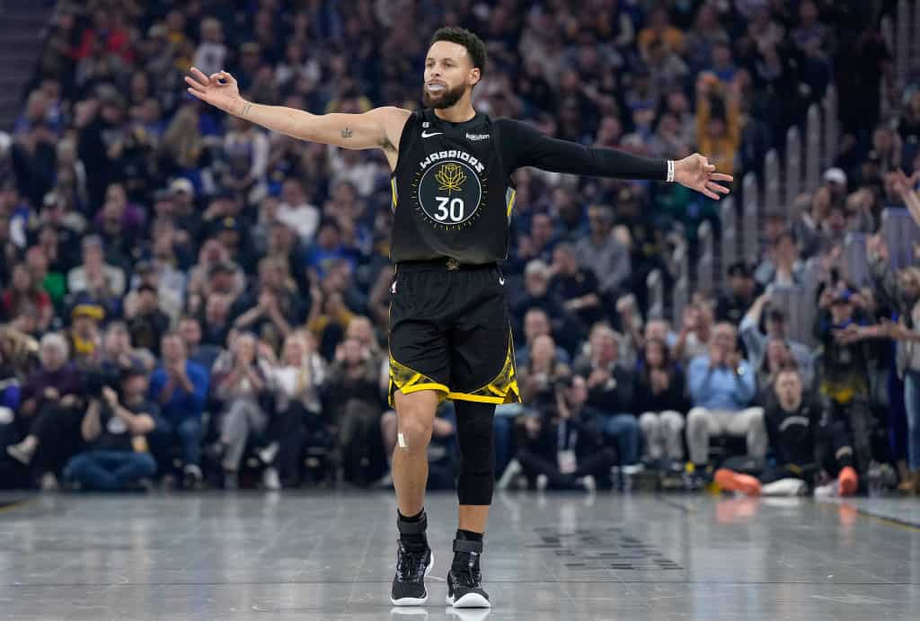 Stephen Curry Continues To Climb The All-Time Scoring List