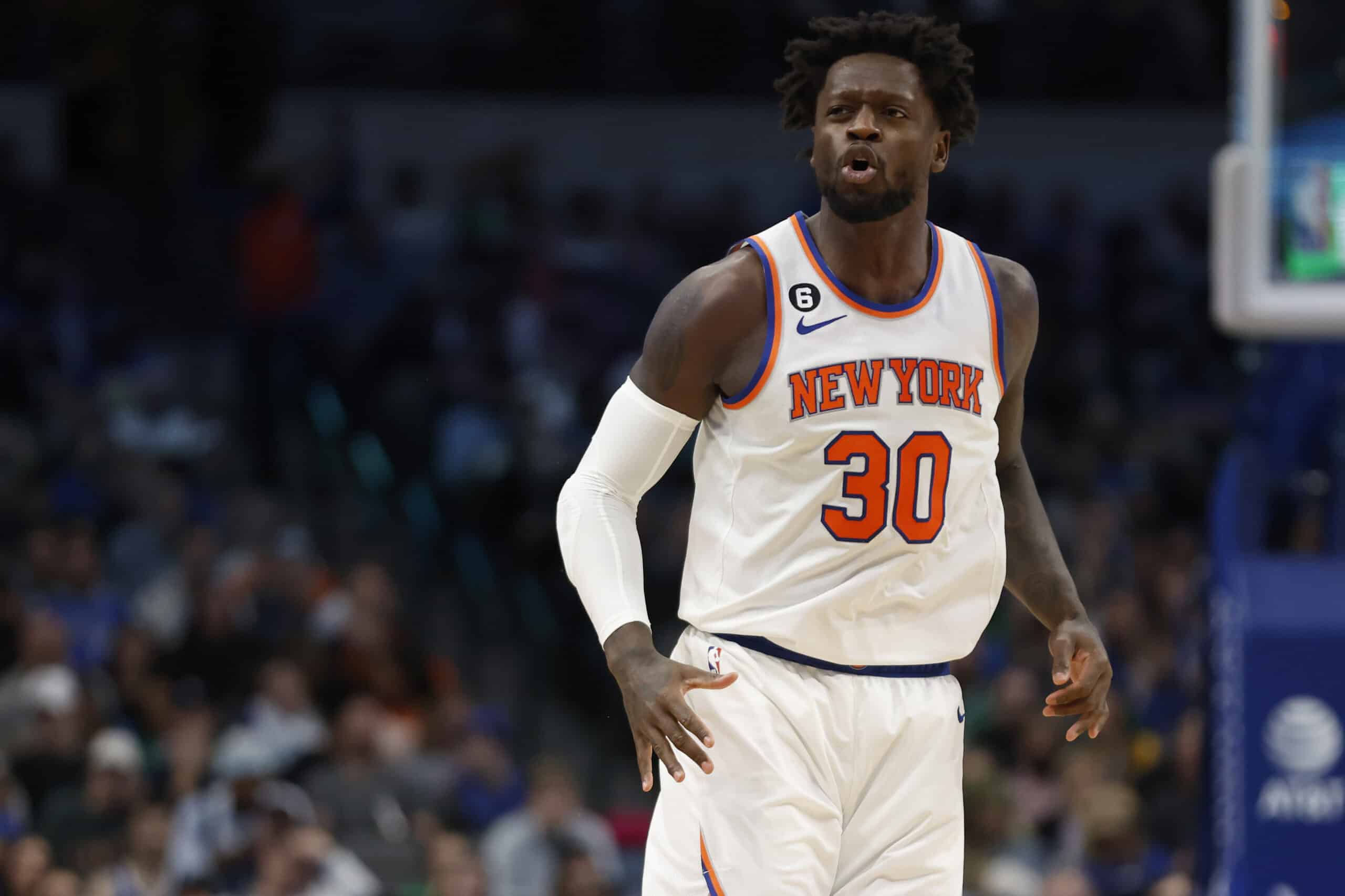 Julius Randle Provides Massive Assist For His Team