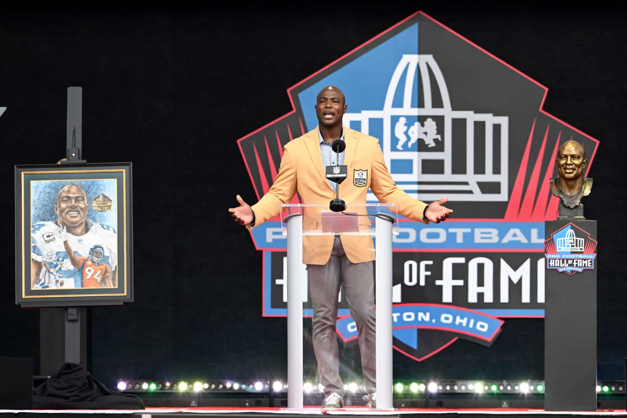 DeMarcus Ware Delivers Heartfelt Speech For 3 Former Teammates At HOF ...