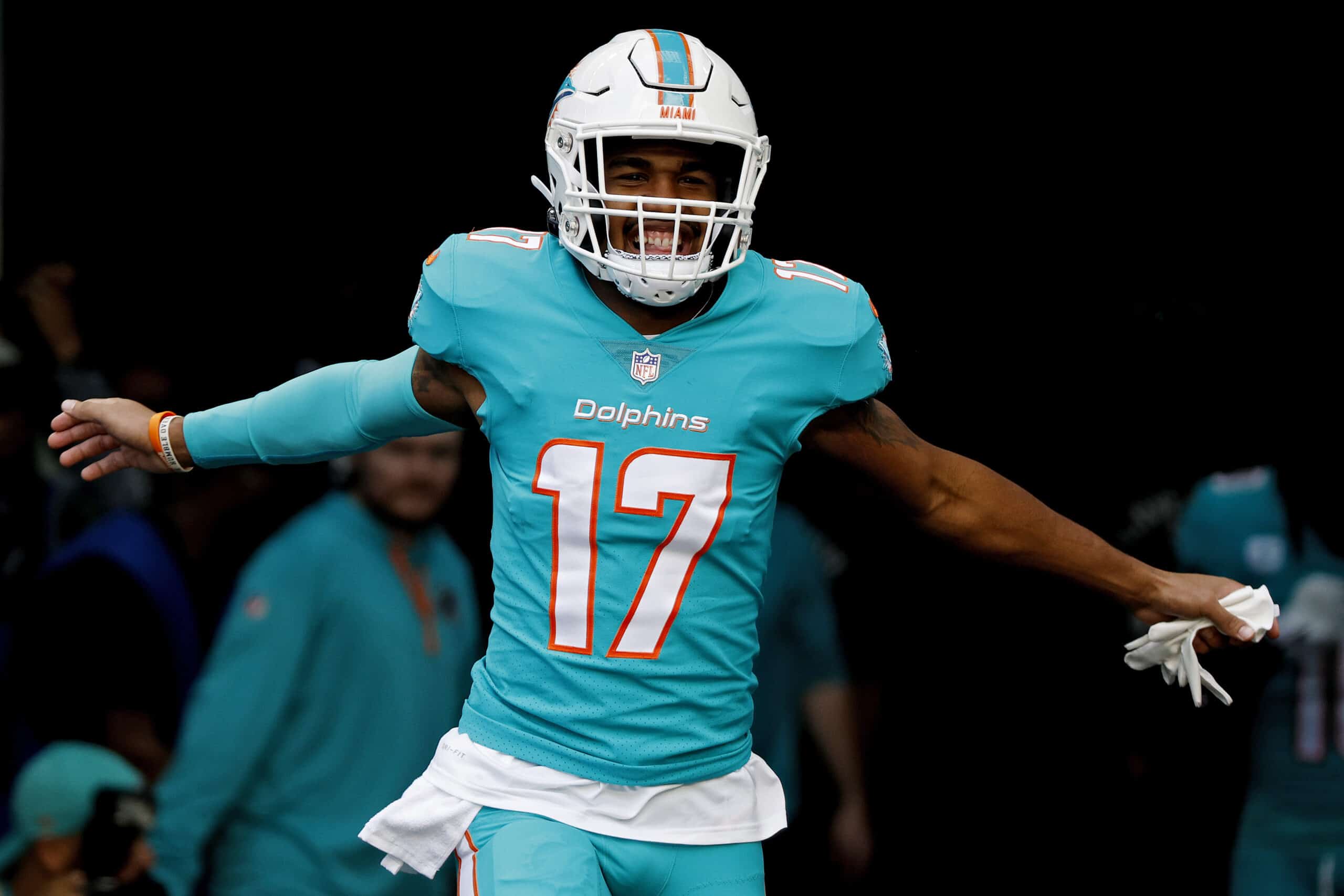 Insider Reveals Major Updates For Jaylen Waddle, Jaelan Phillips