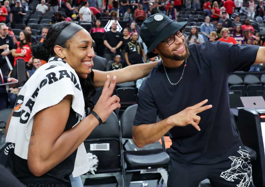Steph Curry Linked Up With 2 WNBA Stars On The Court
