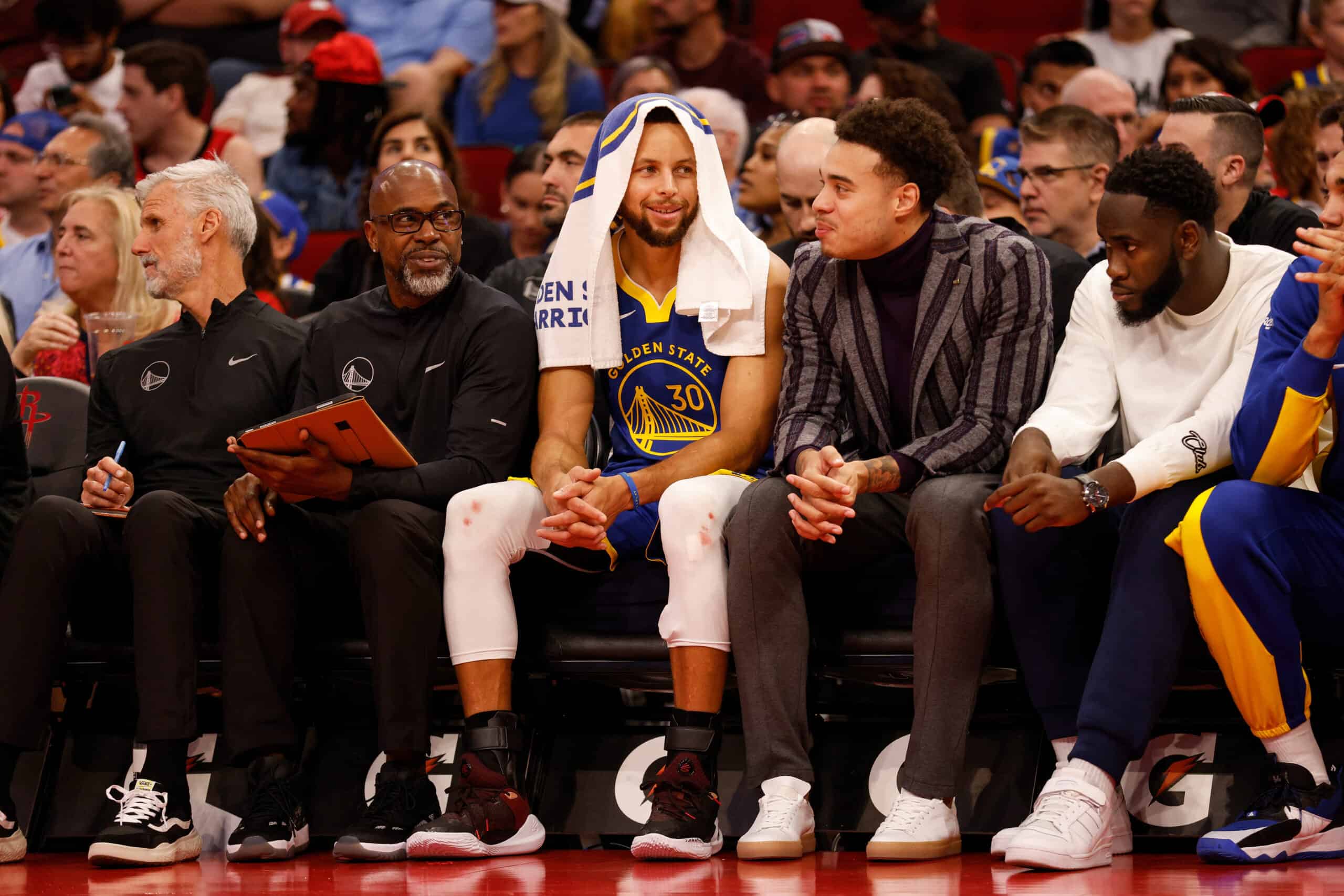 Charles Barkley Has Strong Opinion On Warriors' Championship Hopes