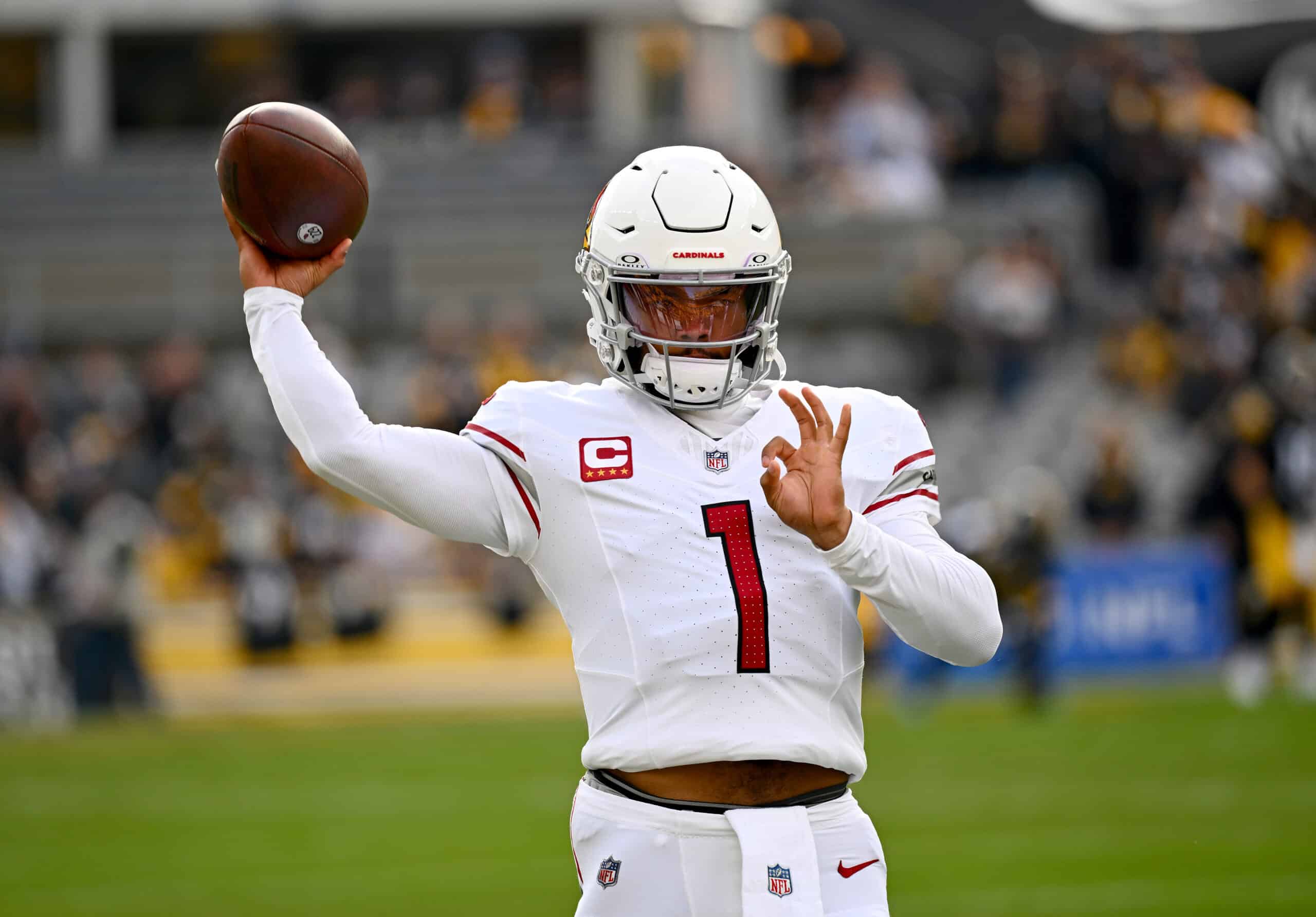 Video Shows Kyler Murray Throwing Footballs To Construction Workers