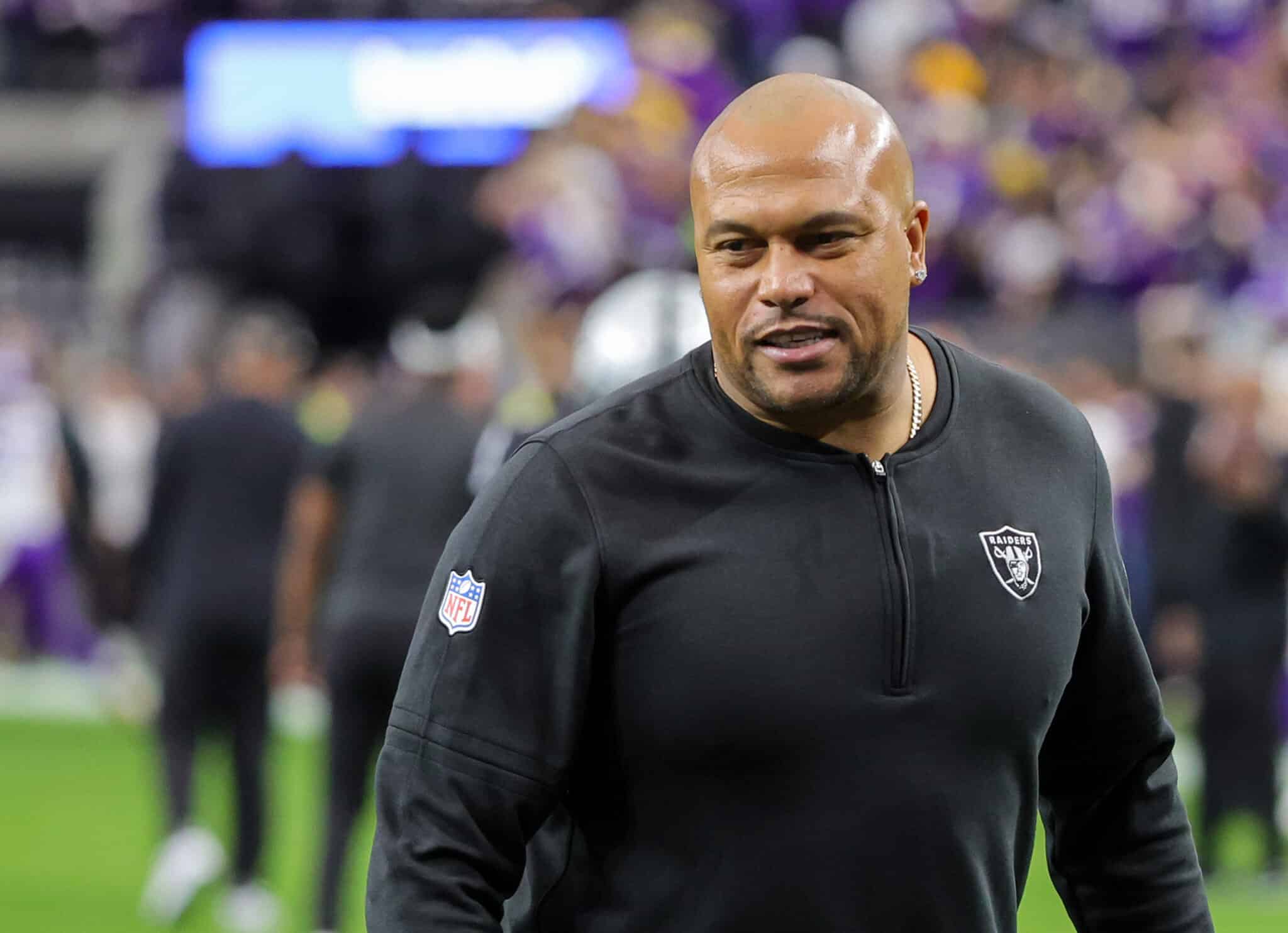Antonio Pierce Speaks Out About Terrion Arnold's 'Coin Flip' Claim