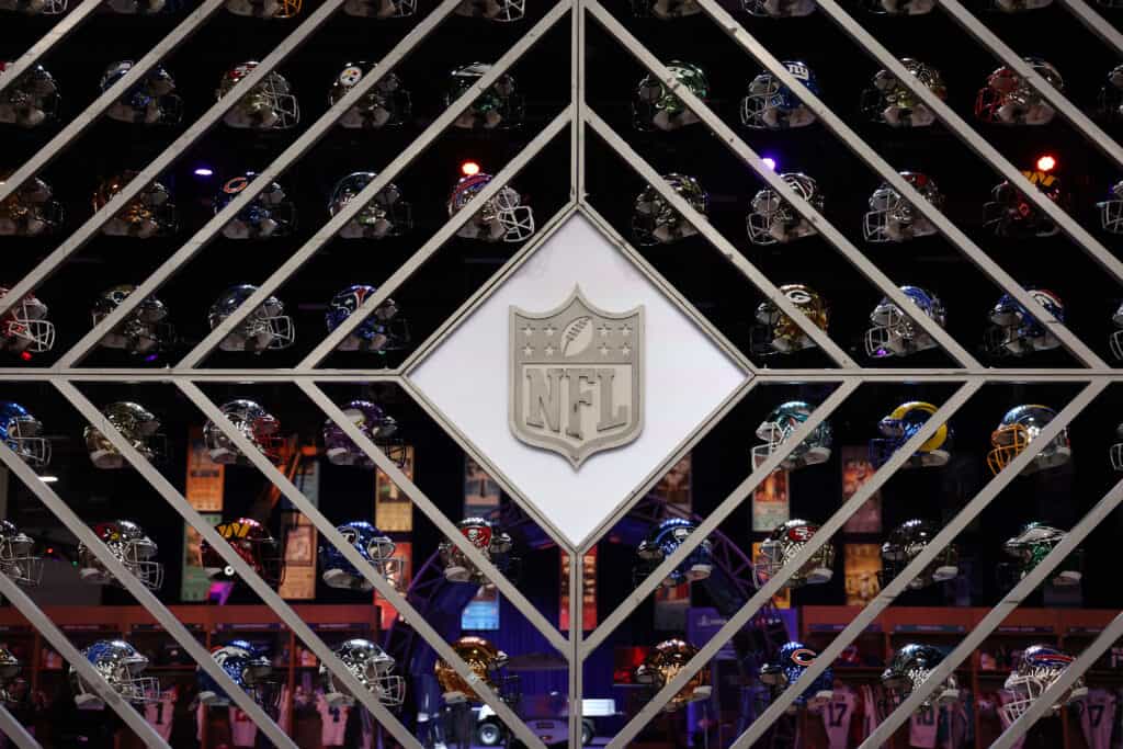 FOX Sports Names Most Iconic NFL Stadium