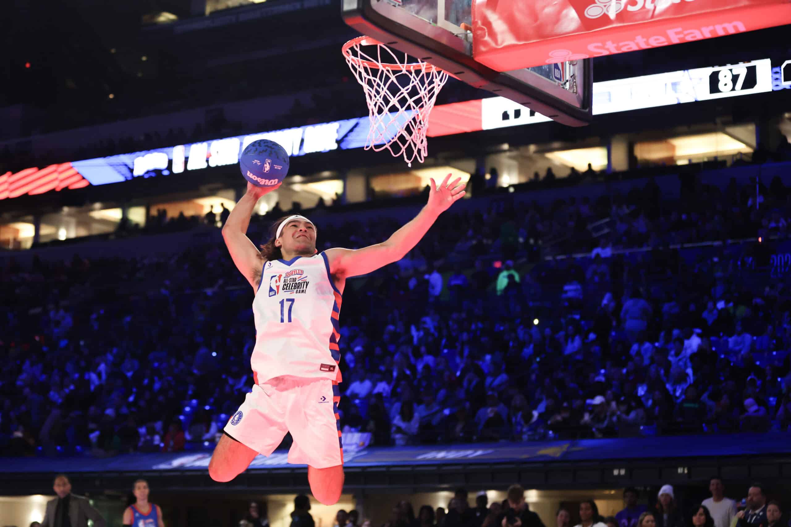 NFL Star Made Big Dunk At NBA's Celebrity Game