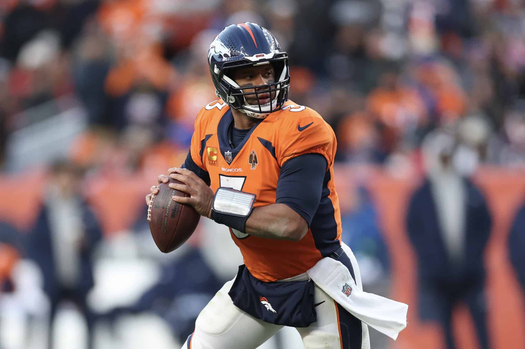 Analyst Predicts What Team Russell Wilson Will Sign With
