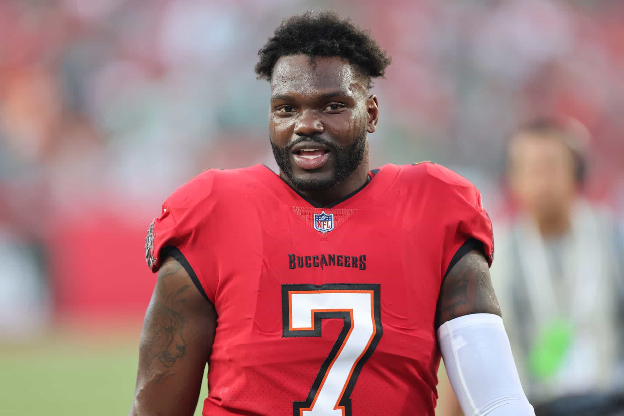 Shaq Barrett Agrees To Join AFC East Team