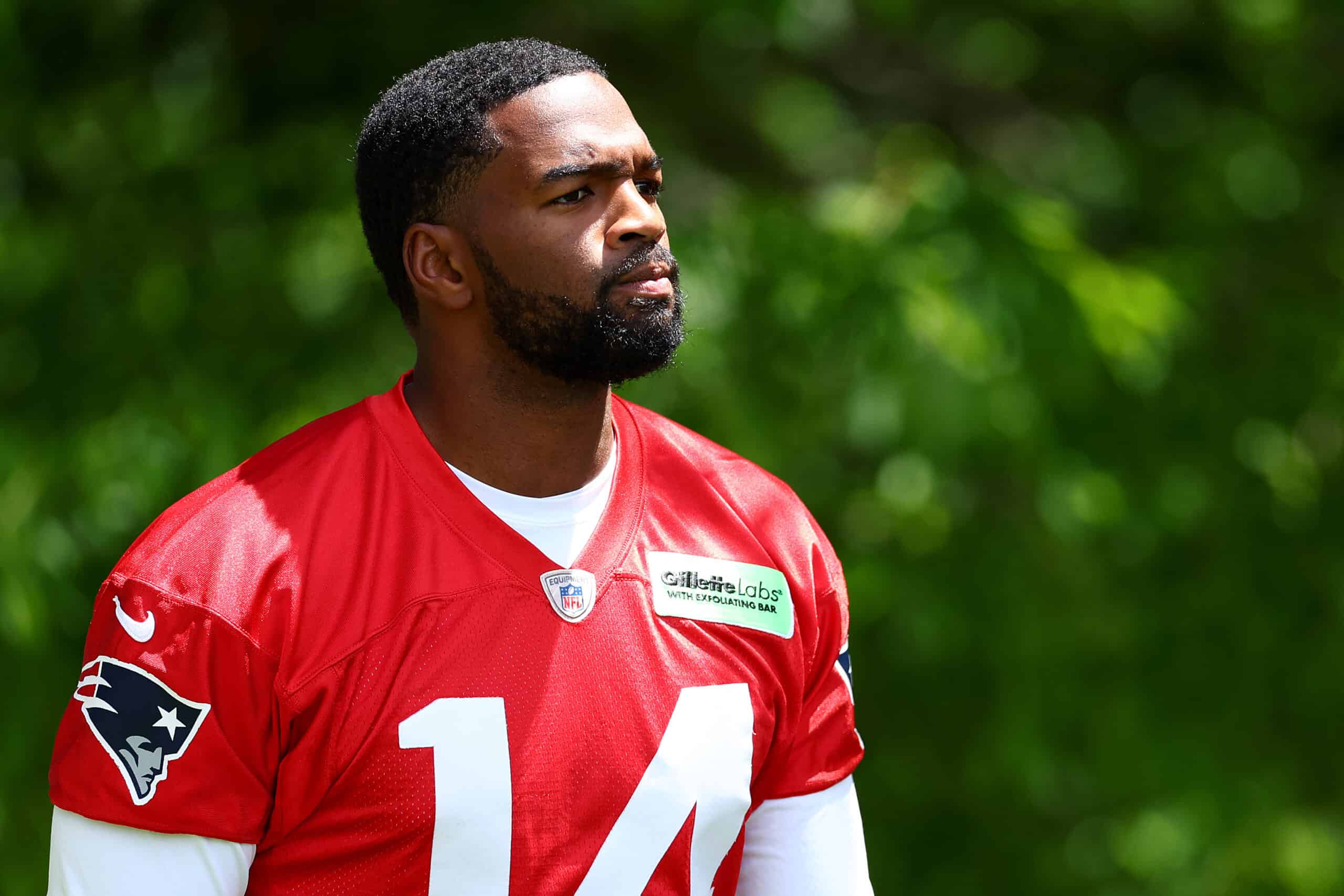 Jacoby Brissett Says Patriots Rookie Is Progressing 'Tremendously'