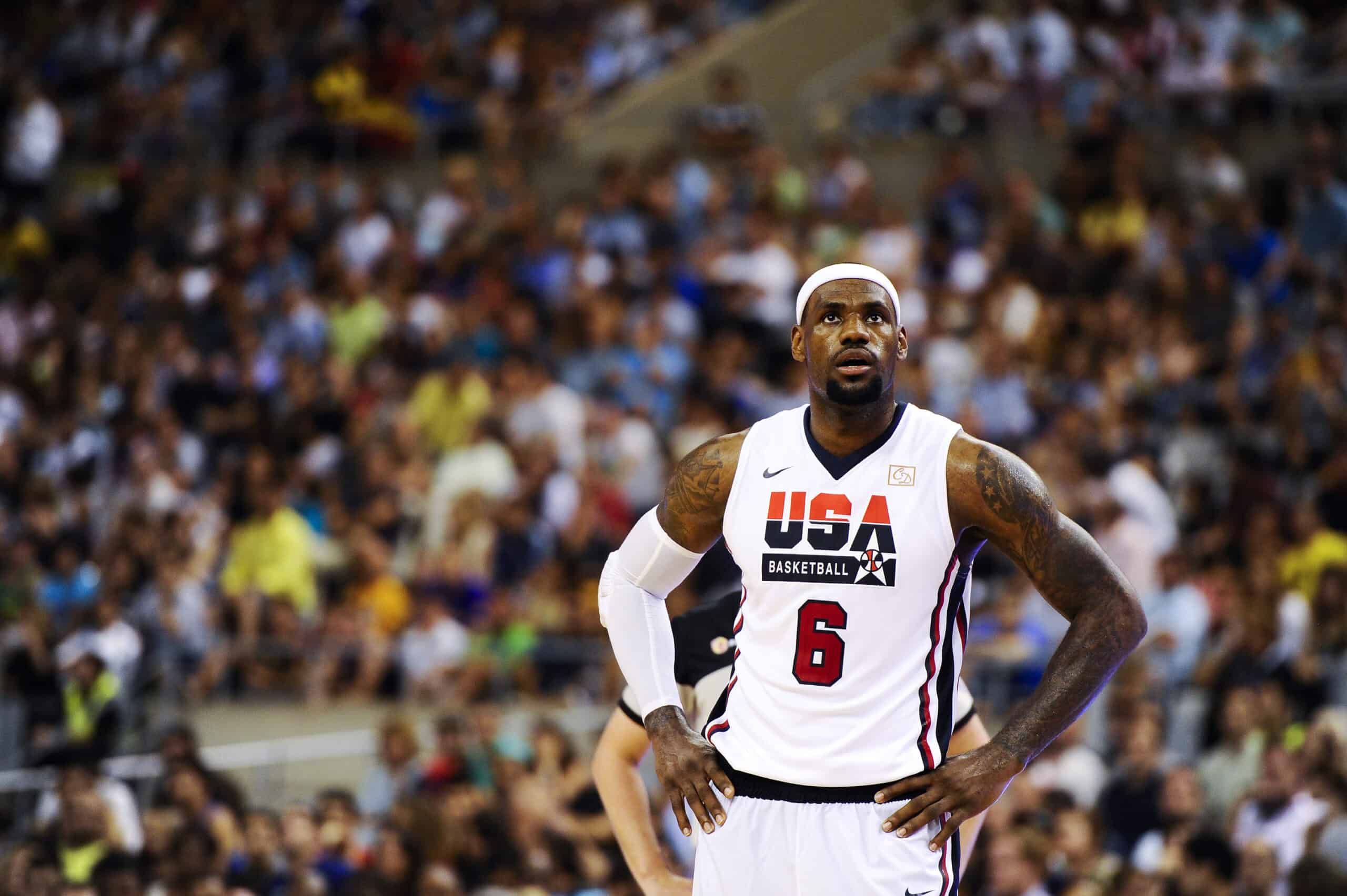 Video Shows Steph Curry Telling LeBron James He Will Be Team USA Flag ...