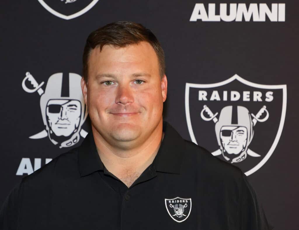 Richie Incognito Says 1 Player Is The 'Definition Of A Raider'