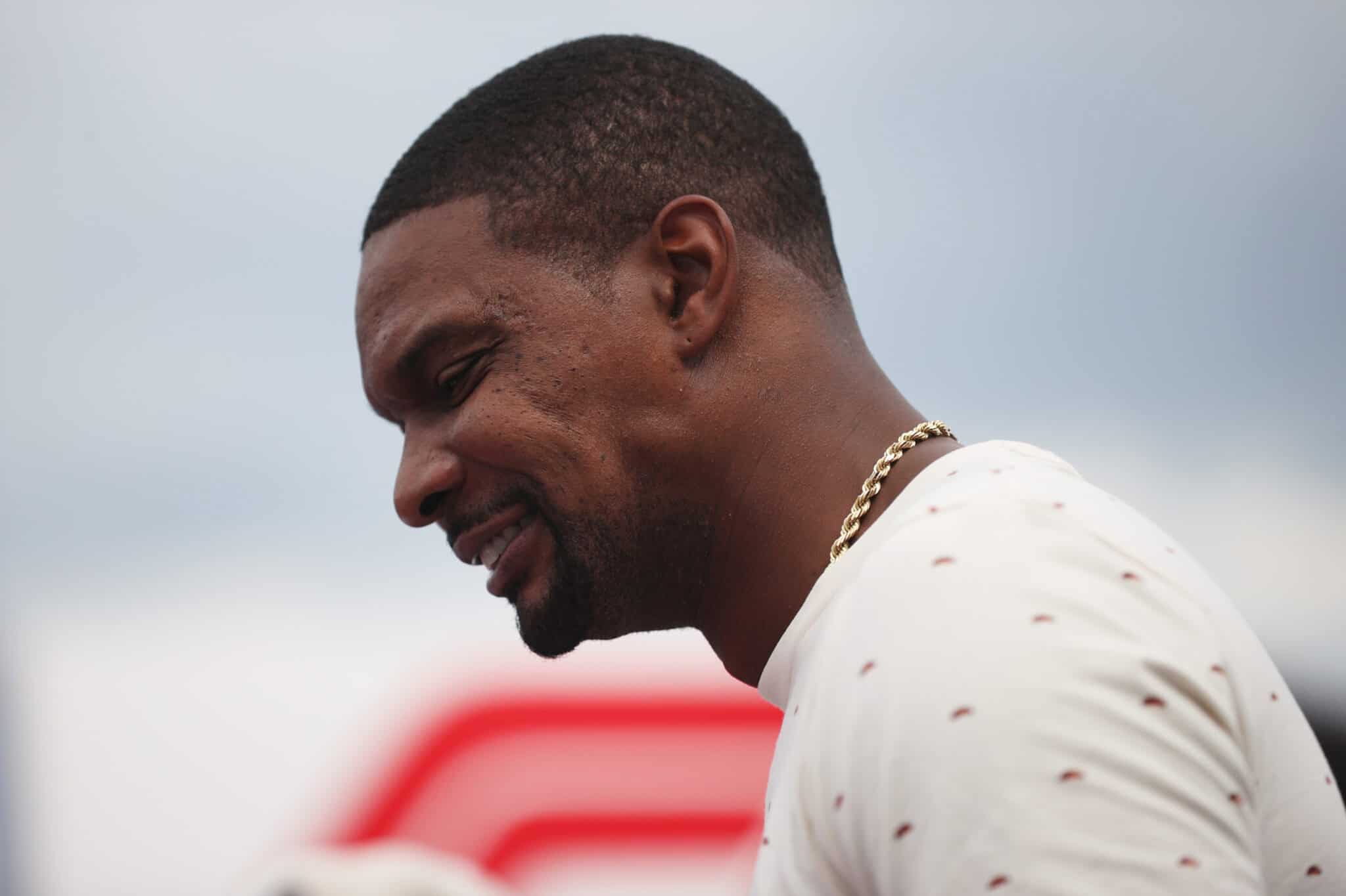 Video Shows Chris Bosh Back On The Basketball Court