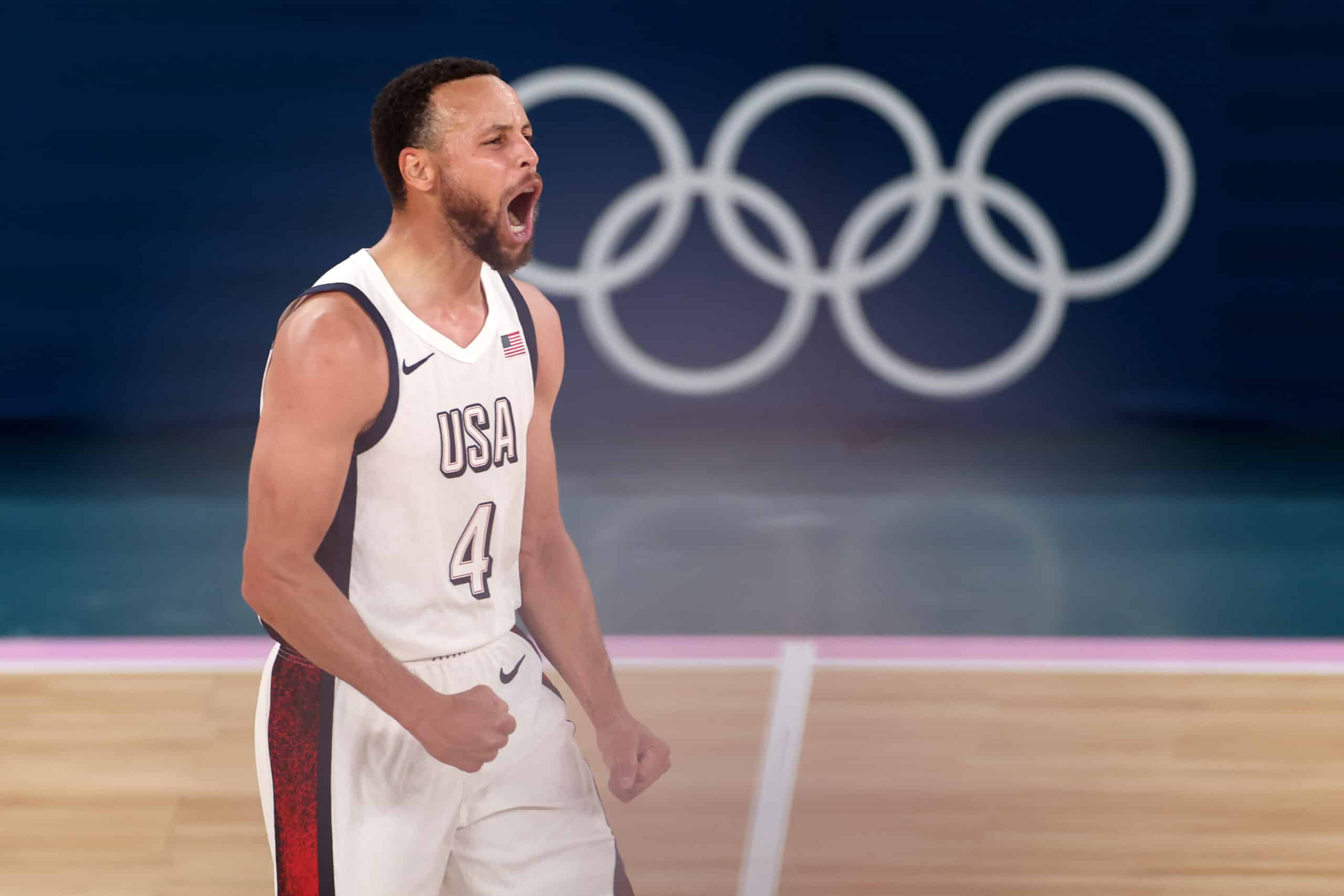 Steph Curry Takes Unique Team USA Photos With Teammates