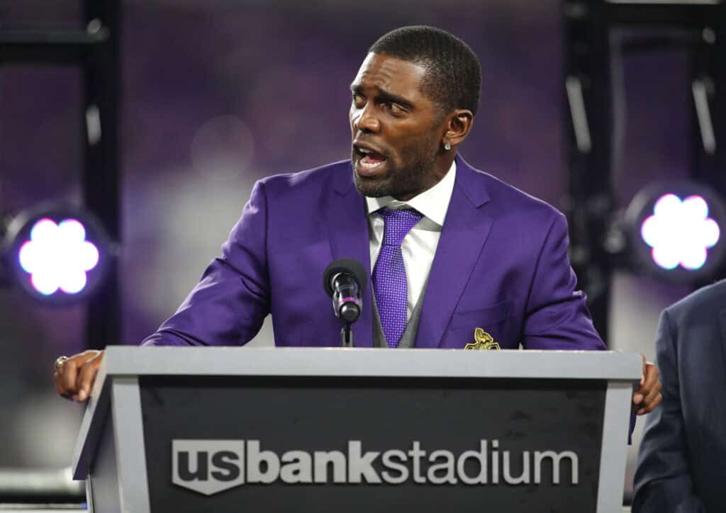 Randy Moss Sends 7-Word Message Amid Health Issue