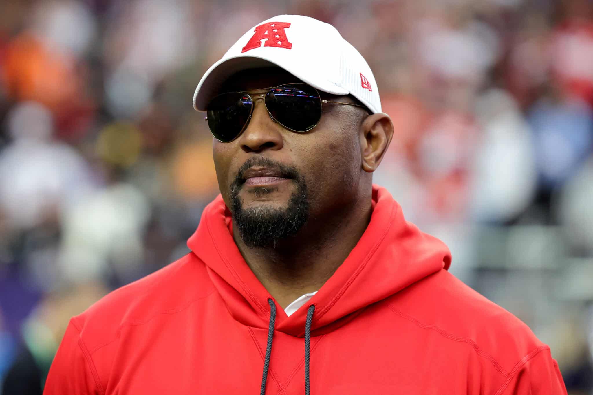 Ray Lewis Sends Message To Ravens Ahead Of Playoff Game