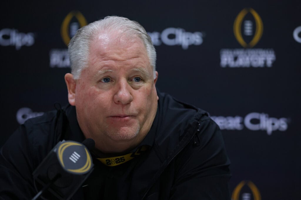 Chip Kelly Is Being Considered As OC Option For 2 NFL Teams