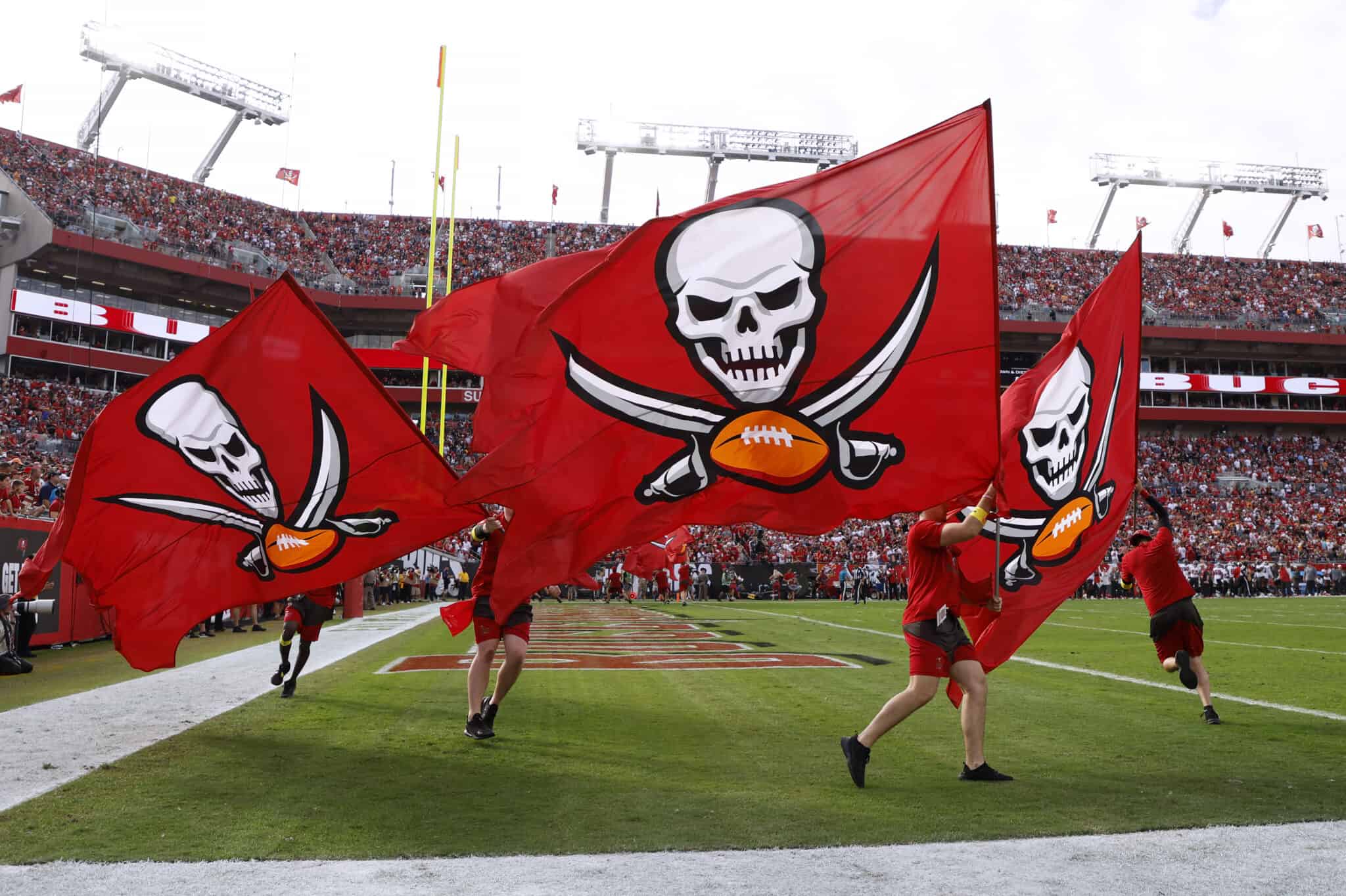 Buccaneers Announce 4 Roster Moves