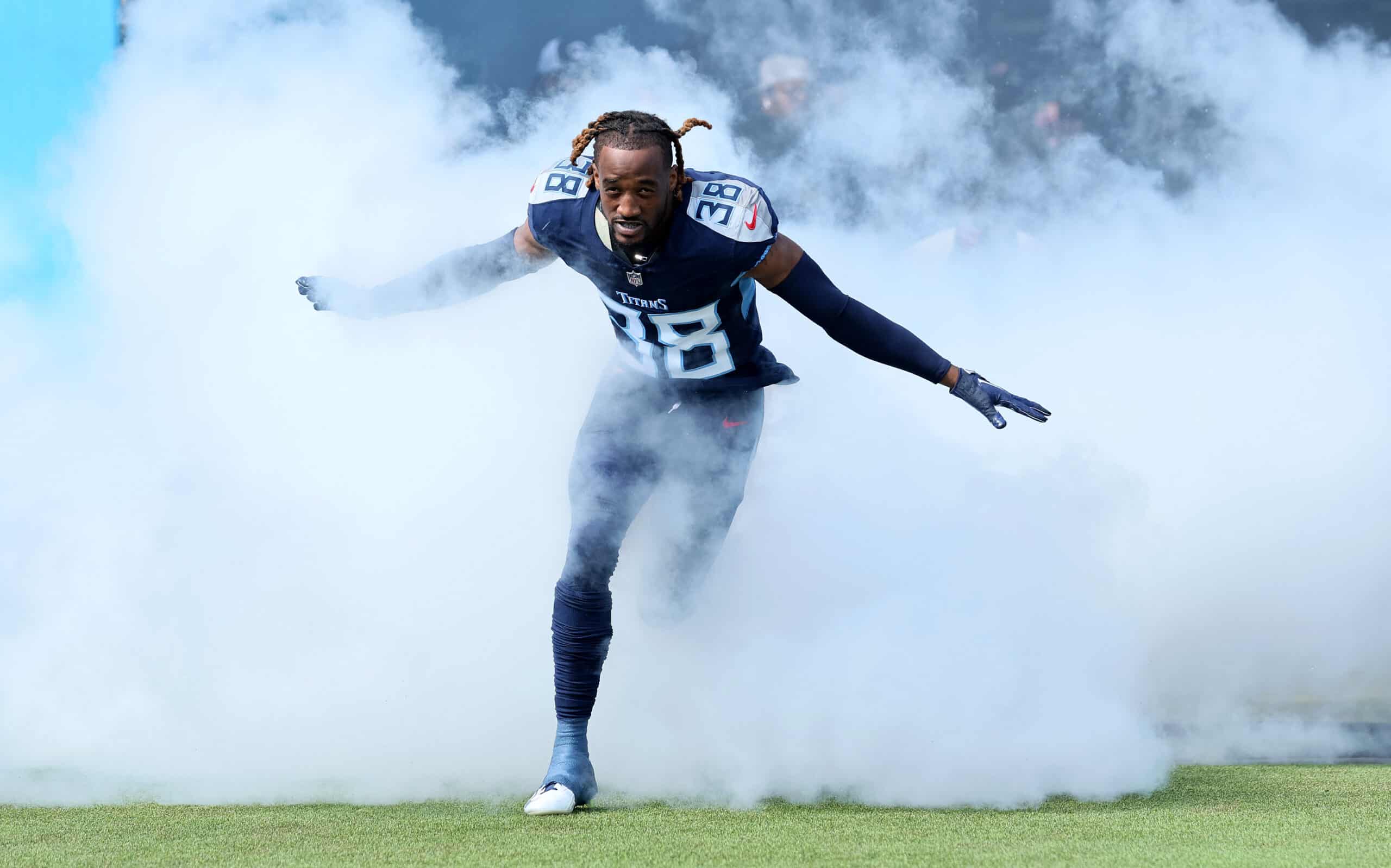 L'Jarius Sneed Gives Encouraging Injury Update
